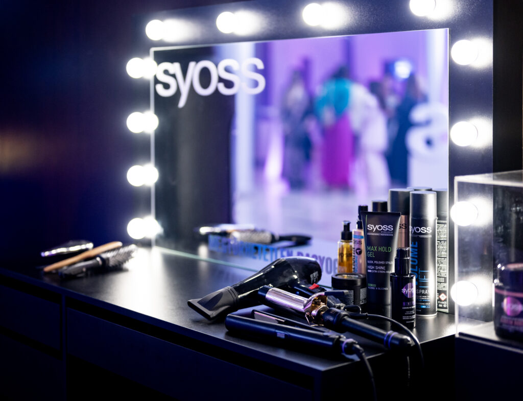 Syoss 2024-es Intense Plex termék mottója: Megtörhetetlen ragyogás! - Programod